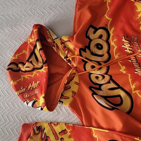 Forever 21 | Tops | Nwt Flaming Hot Cheetos Cropped Hoodie | Poshmark